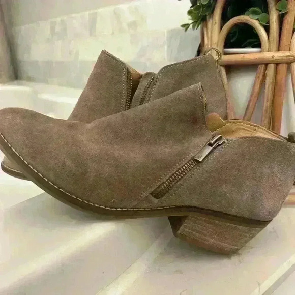 Lucky Brand | Shoes | Lucky Brand Womans Size 9 Booties | Poshmark